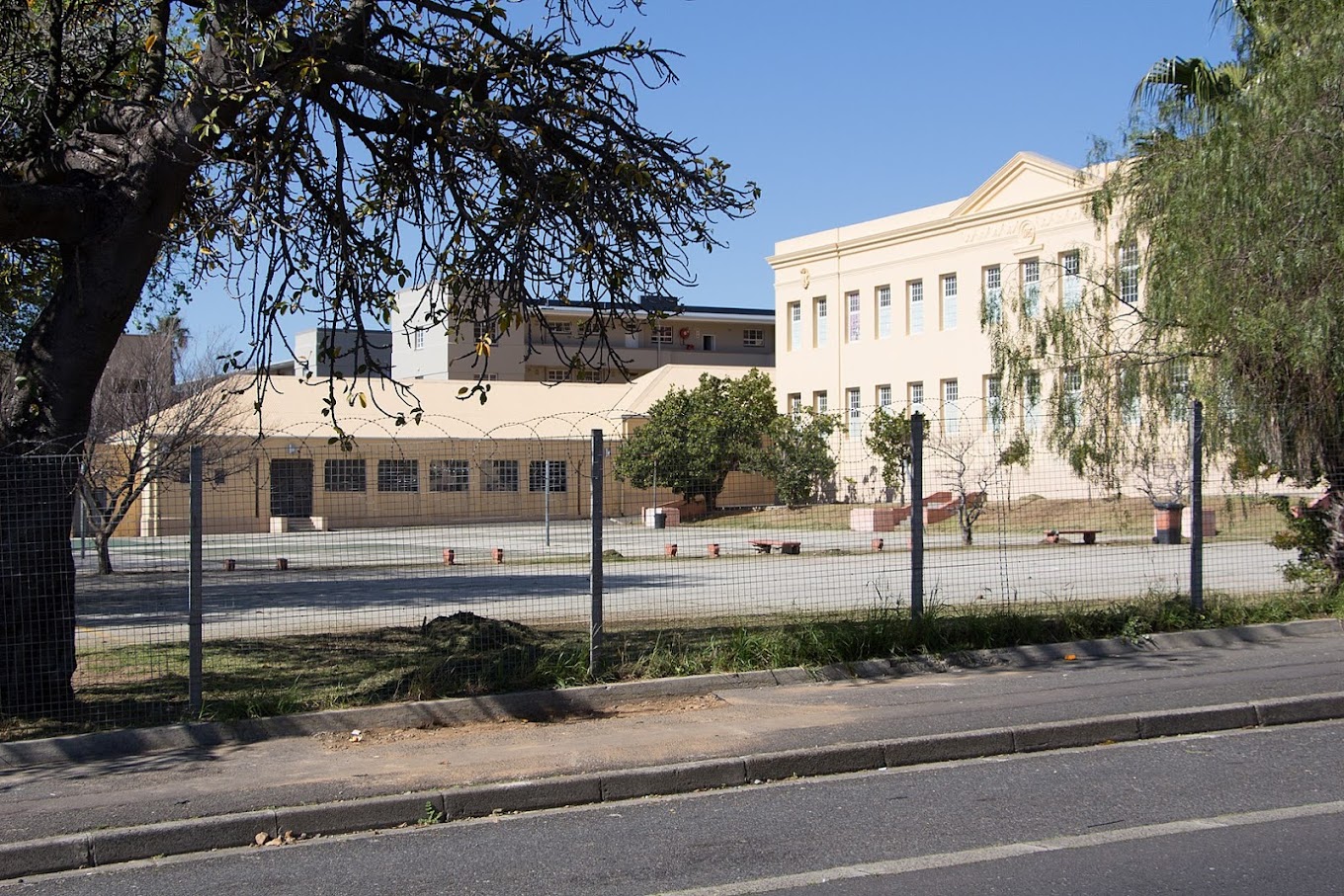 Harold Cressy High School in Zonnebloem 2025 Fees | Application Forms ...